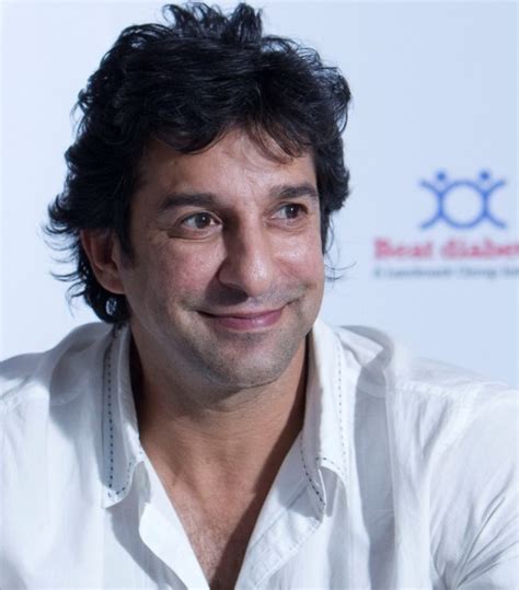 Sports Wasim Akram Wallpaper