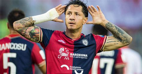 Y la lesión Gianluca Lapadula ya entrena con Cagliari y club le dio emotiva bienvenida Serie A