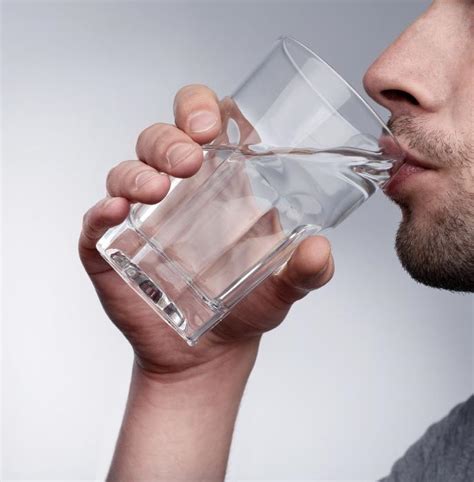 Cuáles son los beneficios de beber agua 9 pasos