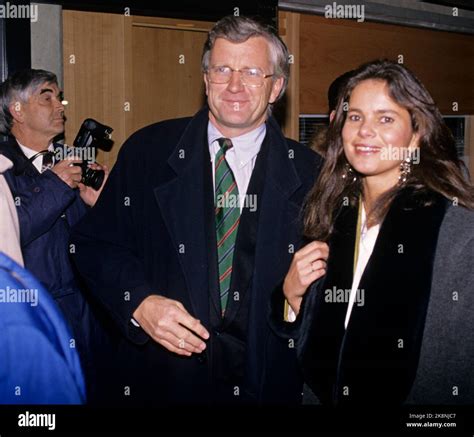 199002 Trygve Hegnar And Lise Reiertsen Photographed February 1990 Photo Hi Res Stock