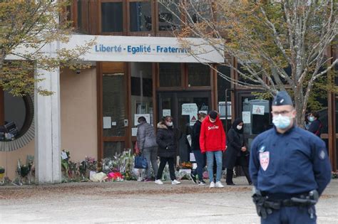Ученик обезглавленного во Франции преподавателя сам сдал того