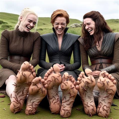 Weird Feet By Olmeno On Deviantart