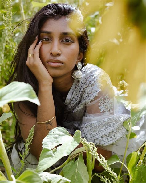 Me2chat 👧🏽 Mithushasrikumar Me2chatt 📸 🏽 Teecaptures