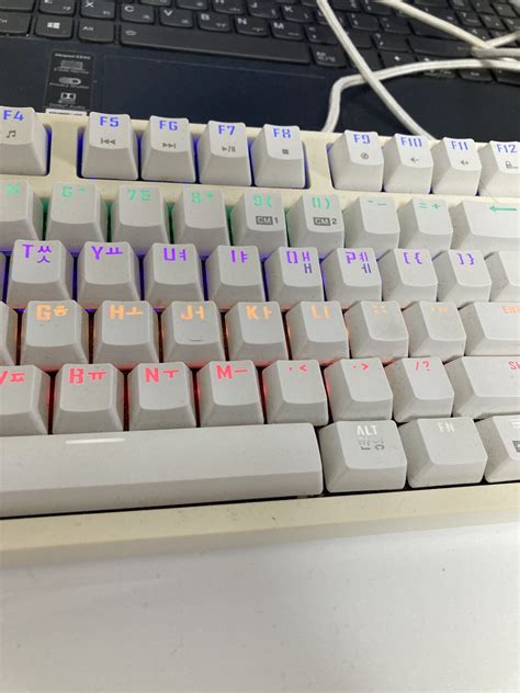 자취방에 Pc방 키보드 있는데 자유 에펨코리아