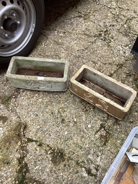 Two Small Stone Effect Garden Planters Badgers Auctions On Site And Online Auctions In High