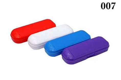 Plastic Hard Eyeglass Case At ₹ 10piece Hard Eyeglass Case In Ahmedabad Id 2851755810748