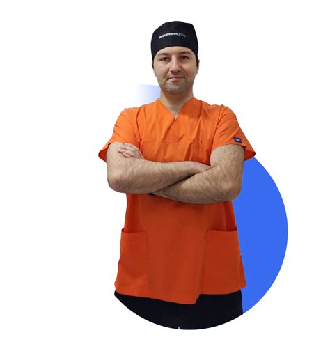 دکتر علیرضا صدیقی جراح و متخصص فک صورت زیبایی