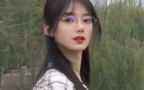 随便 反正几年后我也不会在乎现在的烦恼 今日新中式穿搭分享 是乐儿不是那儿 是乐儿不是那儿 哔哩哔哩视频