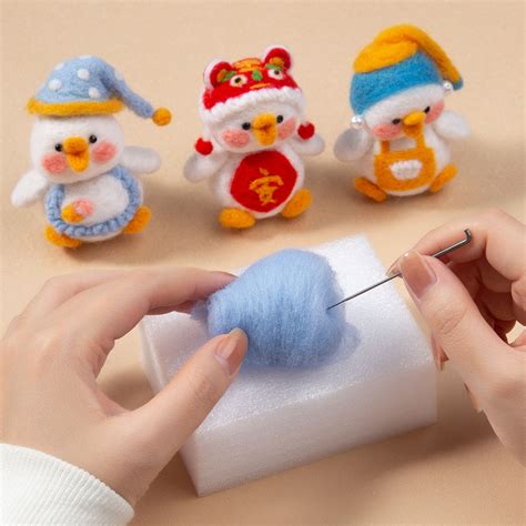 放羊班羊毛毡戳戳乐diy材料包小鸭子玩偶手工制作摆件女圣诞礼物 虎窝淘