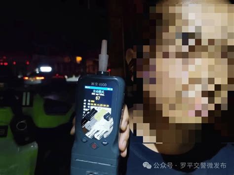 骑电动车的注意！罗平一男子被吊销驾驶证，罚款拘留张某爱玛机动车