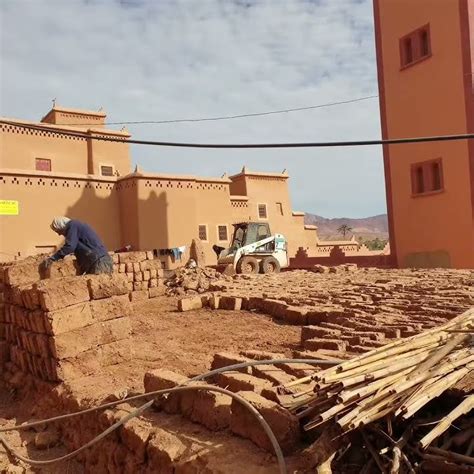 모로코 사막에서 집 짓는 모습 Youtube