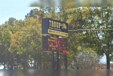 Troup County High School Senior Dies From Injuries After Car Crash