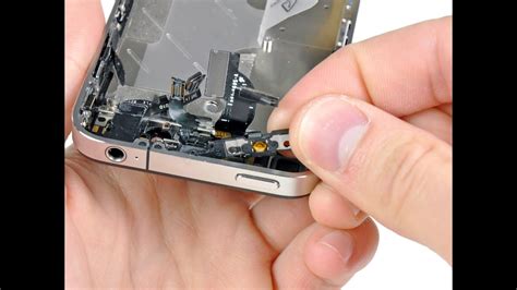 Не работает кнопка включения на Iphone провалилась не нажимается