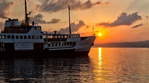 Пароходы на море - Фото