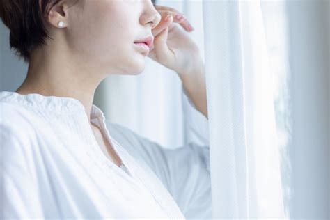35歳、秘密主義のモテ女を演じているけど実は「大人の恋愛」経験なしの私が交際できない理由 亀山早苗の恋愛コラム All About