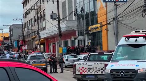 Bandidos fazem reféns em assalto a banco na Grande SP CNN Brasil