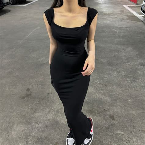 워너비뮤즈 무배🚀 자동보정💋착 붙글램핏 핏보장 오프숄더 캡소매 잔골지 라운드넥 머메이드 롱 원피스 슬림핏 맥시 이너 나시 이지웨어 원마일룩 S M 3col