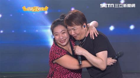 如花消失演藝圈17年！一復出竟索吻袁小迪 他真實反應曝光了 娛樂星聞