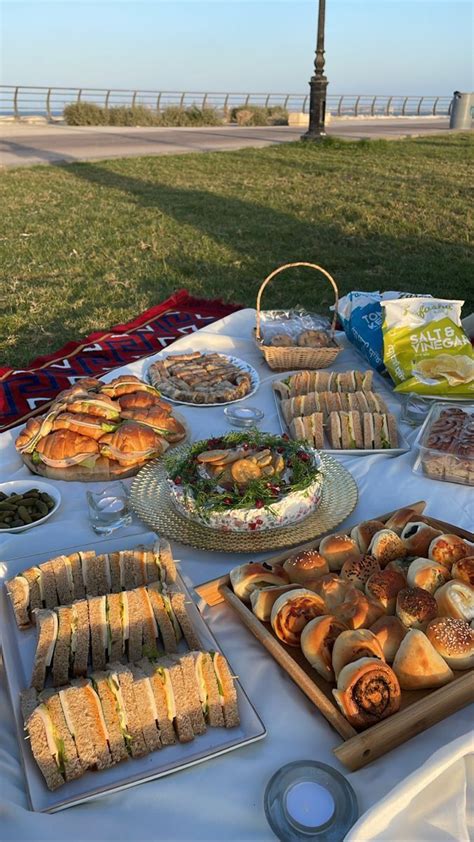 Kesfet Piknik Yemekleri Yemek Tabağı Süsleme Yemek Fikirleri