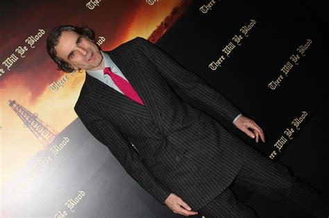 Daniel Day Lewis Put Paul Dano Through A Tough Time By Slapping Him Repeatedly