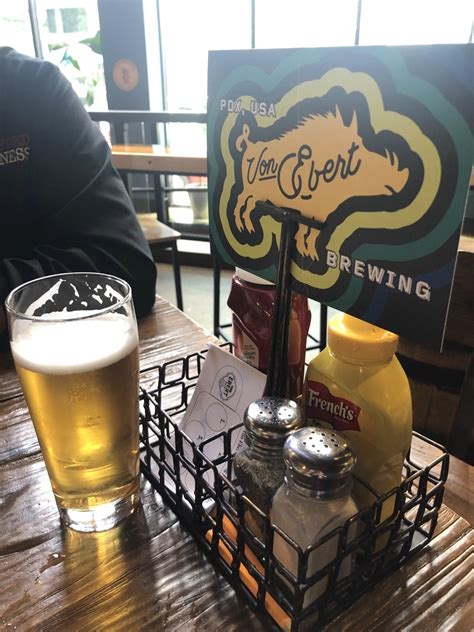 Portland Degustação De Cervejas Artesanais Na Von Ebert Brewing