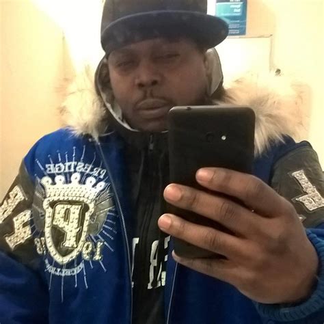 Dinero Clark 265168 Pen Pal Profile