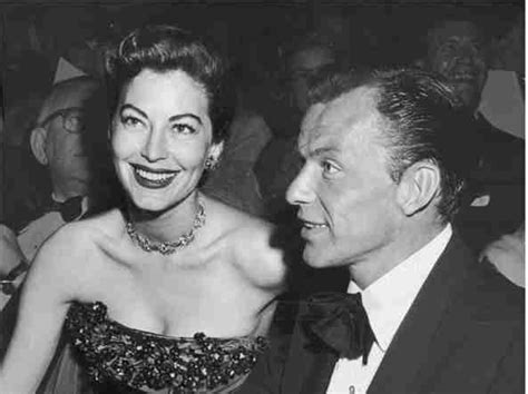 Barbara Blakely Chi è Lultima Moglie Di Frank Sinatra E Tutti Gli Amori Flirt Ed Ex