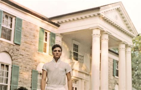 Revealed The Sad Story Of Elvis Presley And His Squandered Fortune