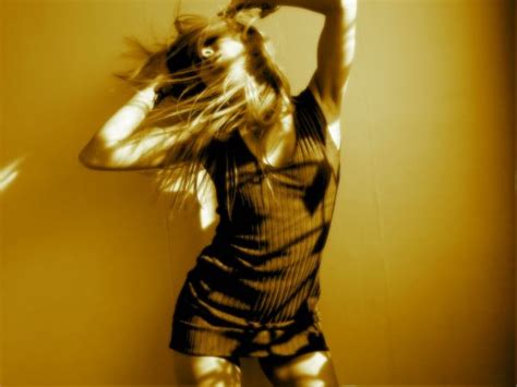 Wallpaper Blonde Girl Tits Ass Dance 1536x2048 ИринаСвергун 2310476 Hd Wallpapers
