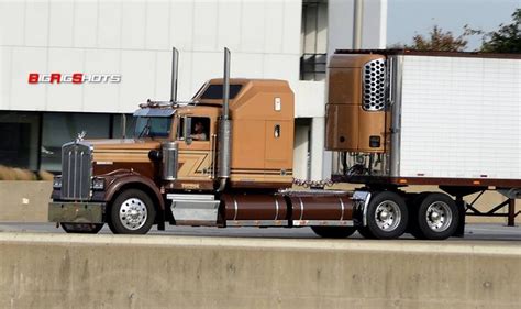 Captivating Big Rig Shots