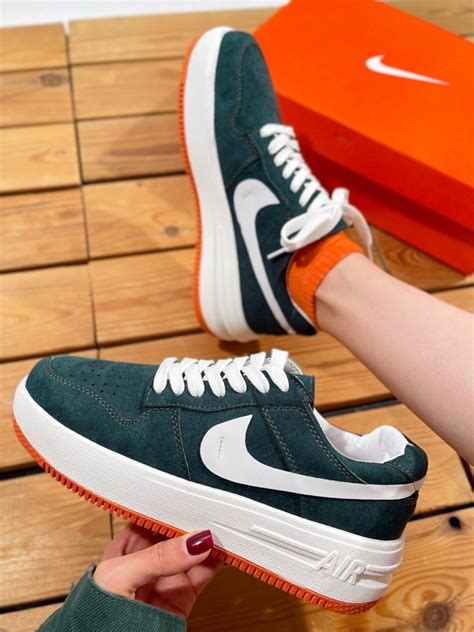 کتونی نایک جردن شیکو 1024