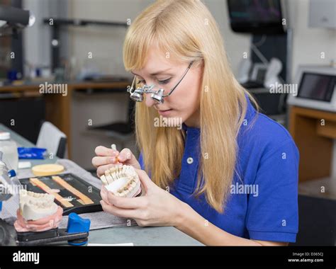 Dental Lab Technician Images At George Ochoa Blog