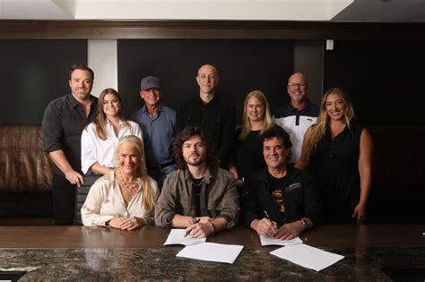 Big Machine Records Signs Chase Mcdaniel Country Lowdown