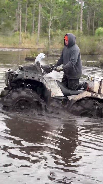 Polaris Highlifter Creeping On 32 Assasinators Youtube