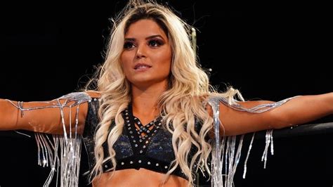 Aew Officially Signs Tay Conti