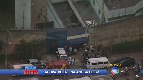 Adolescentes Da Fundação Casa Do Itaim Paulista Fazem Rebelião Fotos