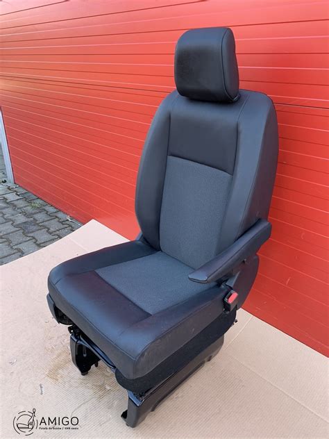 Sitz Sitze Beifahrersitz Armlehne Toyota Proace Traveller Spacetourer
