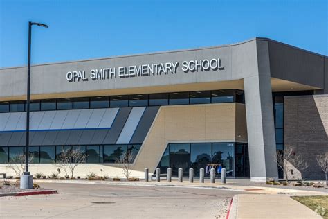 Opal Smith Elementary School In Crandall Tx