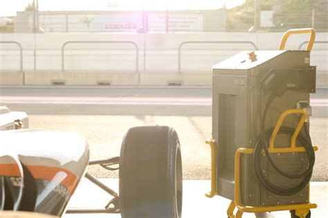 Heliox Mobile Dc Fast Chargers For Electric Vehicles