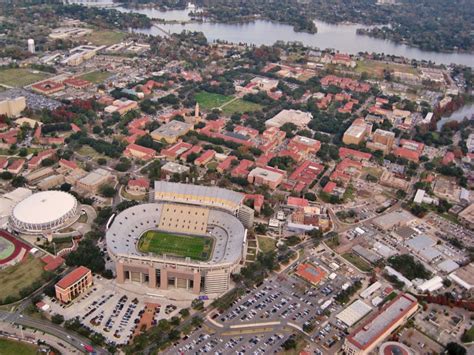 Lsu Debuts 1 5b Fundraising Campaign With 60 Percent For Academics