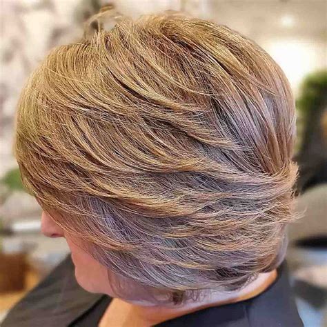 Short Feathered Hair Ideas To Try If Youre Going For A Very Layered
