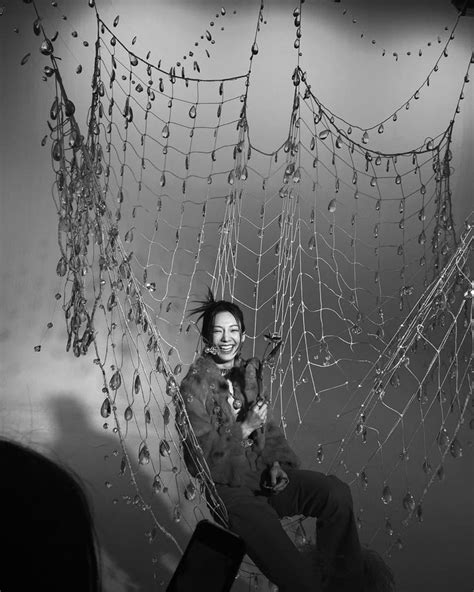 Pin On 김효연 Hyoyeon Hyoyeon Kim Hyoyeon Snsd