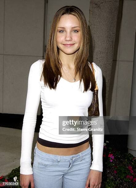164 Amanda Bynes 2002 Photos And High Res Pictures Getty Images