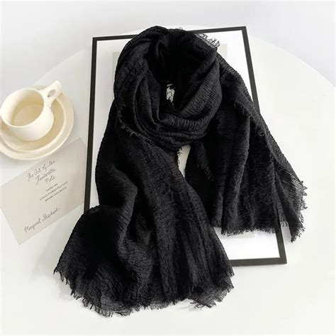 Crimps Hijab Black Modesta