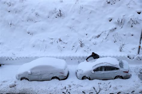 Bufere Di Neve E Piogge Negli Usa Migliaia Di Voli In Ritardo