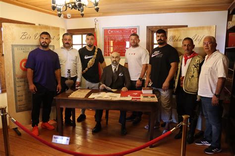 Ünlü Pehlivanlar Bayramiçte Magazİn