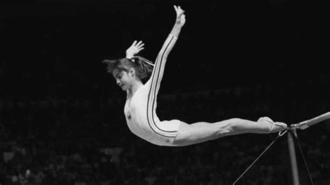 La Première Médaille De Nadia Comaneci Radio Canada