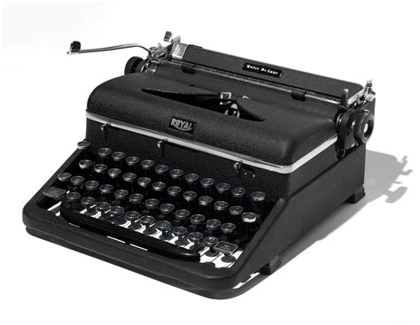 Royal Quiet De Luxe Manual Typewriter Black 1947 Vintage 1457