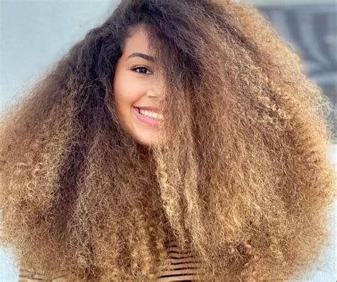 Thick Bushy Hair Big Hair Day Beautiful Curly Hair Big Curly Hair
