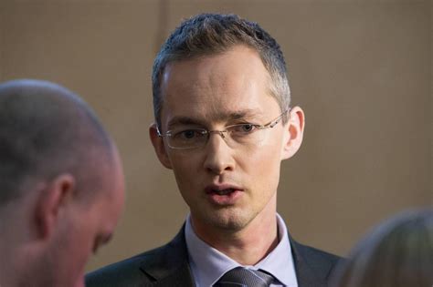 Boken Om Wenche Behring Breivik Klages Inn For Pfu